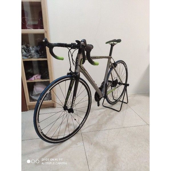 自售 現貨 庫存 出清品 捷安特 TCR SLR 2 彎把公路車 車架 銀灰色 M車架 22段, 體育器材, 自行車及配件, 單車在旋轉拍賣