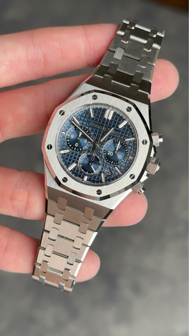 Audemars Piguet 26715st 38mm Blue - NEW 2022, Luxury, Watches on Carousell