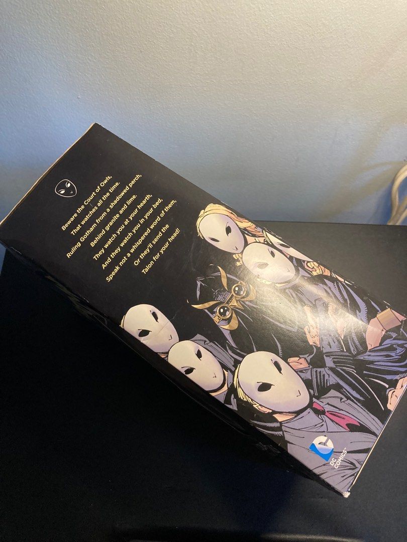 Batman Mask + Comic Book Set - The Court of Owls, Hobbies & Toys, Books ...