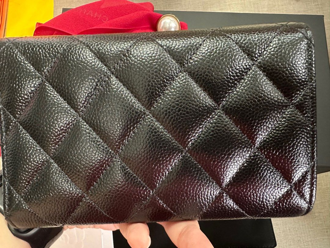 Chanel medium flap wallet, Women's Fashion, Bags & Wallets, Wallets ...