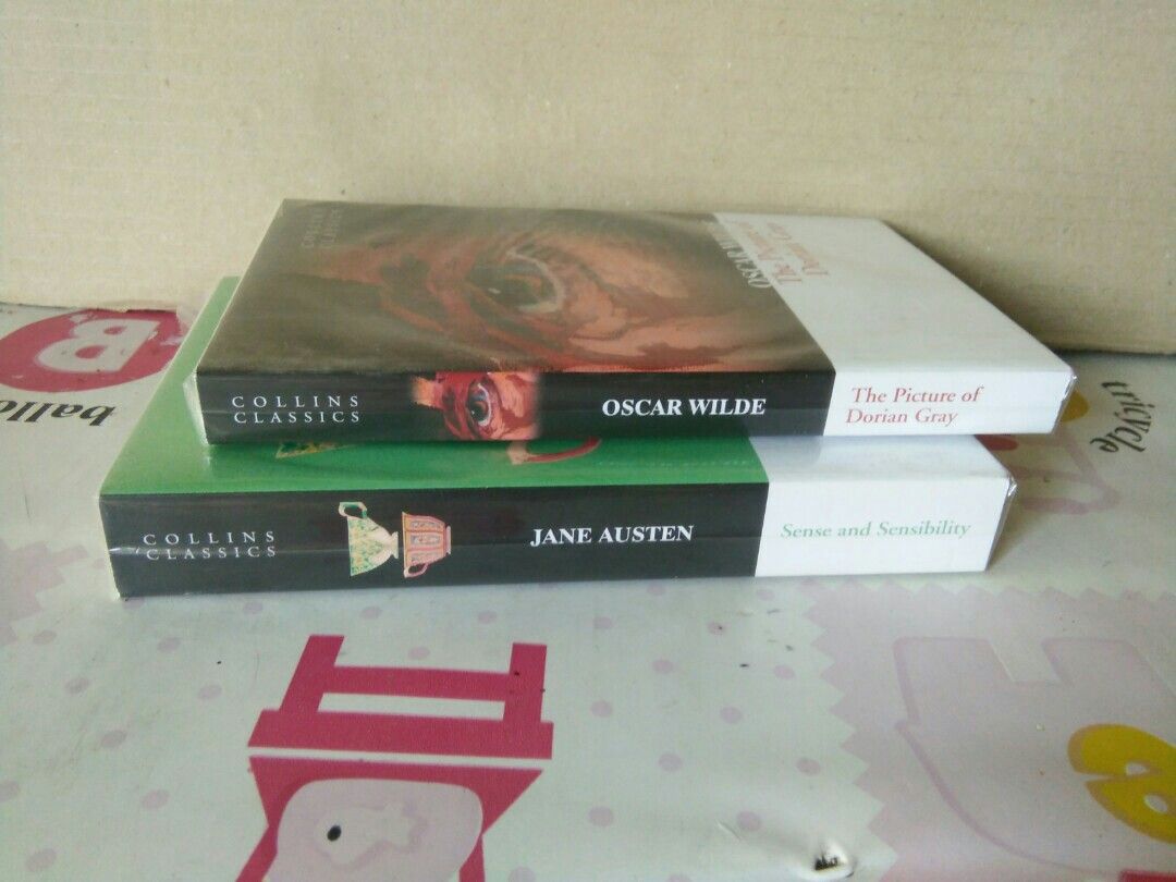 Collins Classics: the picture of dorian gray, and sense and sensibility ...