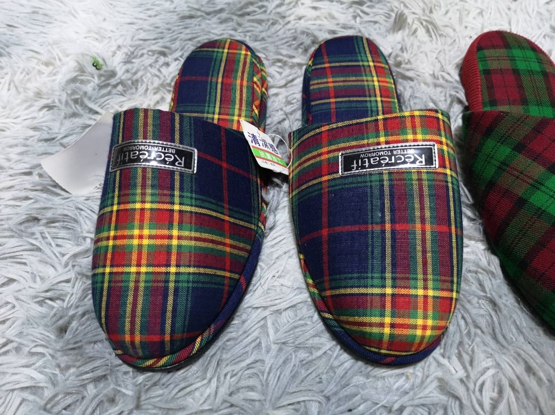 Colorful Checkered Indoor Slippers, Men's Fashion, Footwear, Slippers ...
