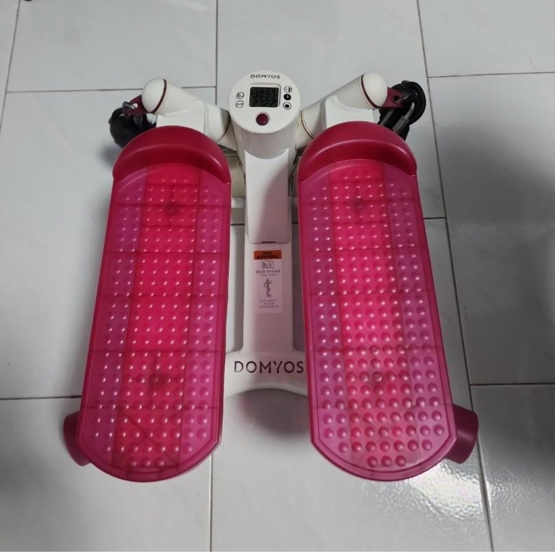 Decathlon DOMYOS Pink Stepper, Sports Equipment, Exercise & Fitness ...