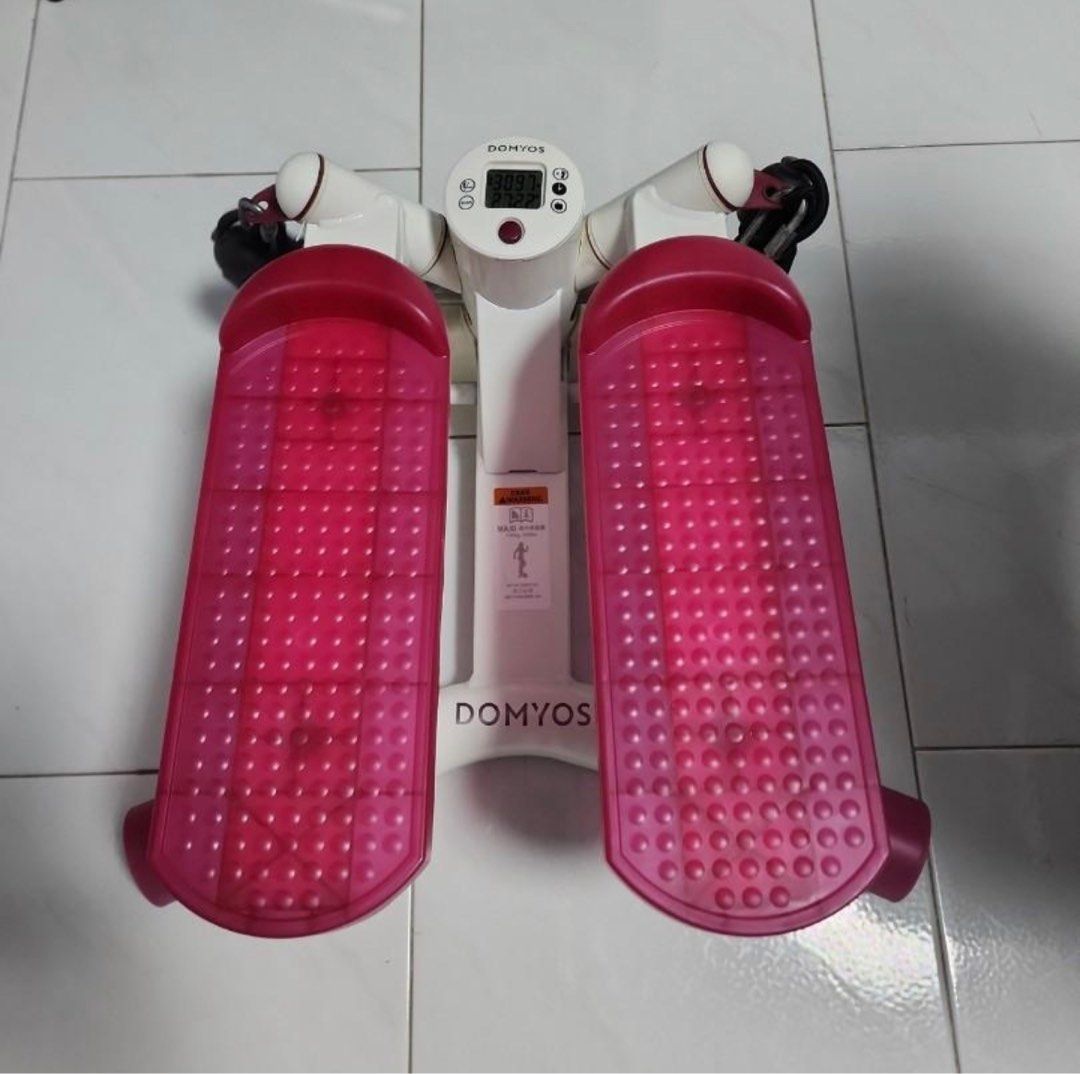Decathlon DOMYOS Pink Stepper, Sports Equipment, Exercise & Fitness ...