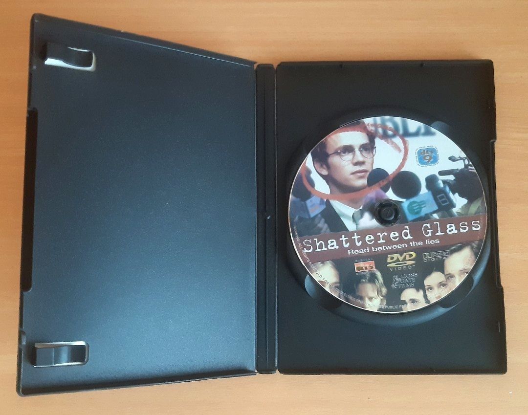 (DVD) Shattered Glass Hayden Christensen Movie, Hobbies & Toys, Music ...