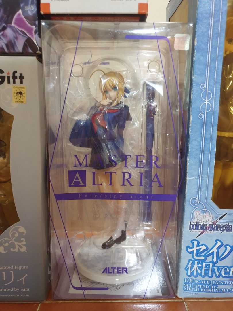 Fate/Stay Night - Altria Pendragon Saber / Saber Alter - Hollow ...