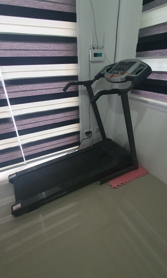 For Sale: Lifegear Walkfit 97530 Programmable Motorized Treadmill ...