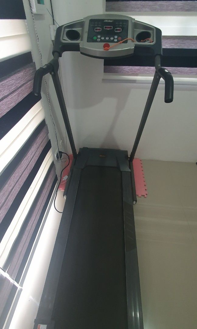 For Sale: Lifegear Walkfit 97530 Programmable Motorized Treadmill ...