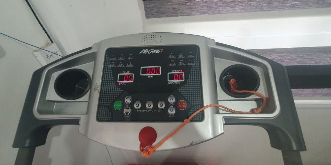 For Sale: Lifegear Walkfit 97530 Programmable Motorized Treadmill ...