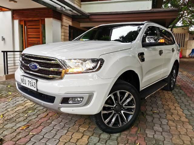 Ford Everest 4x4 Titanium Mags and Tires, Car Parts & Accessories ...