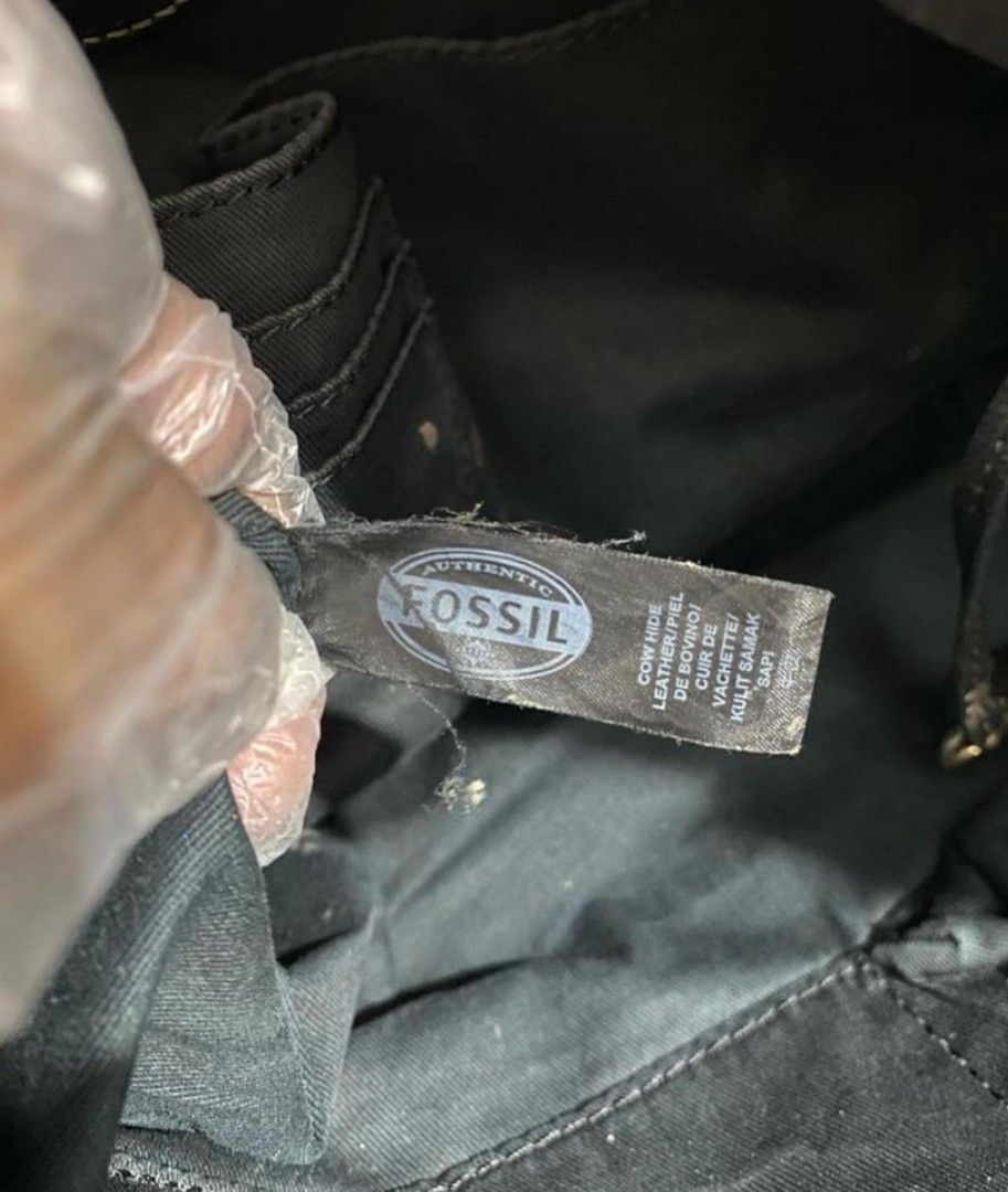 FOSSIL FULL KULIT ASLI, Fesyen Wanita, Tas & Dompet di Carousell