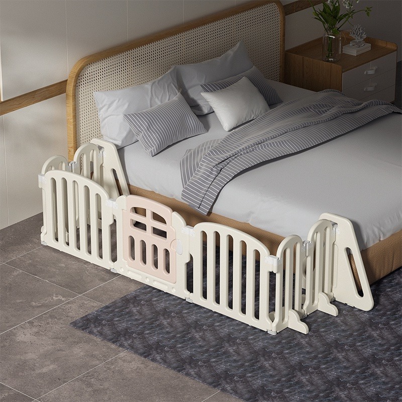 Free Standing Playyard Fence Courtyard Play pen play yard Baby Safety ...