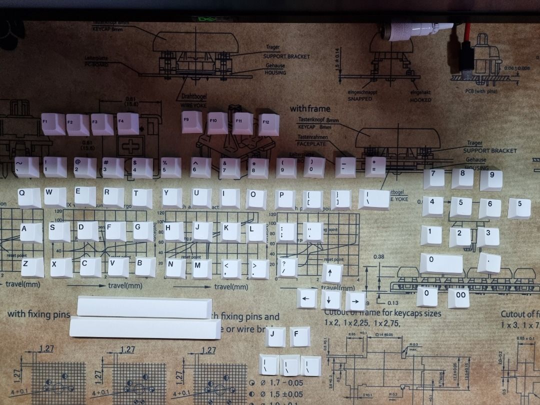 GMK Future Funk - Light Alphas Kit ONLY, Computers & Tech, Parts ...