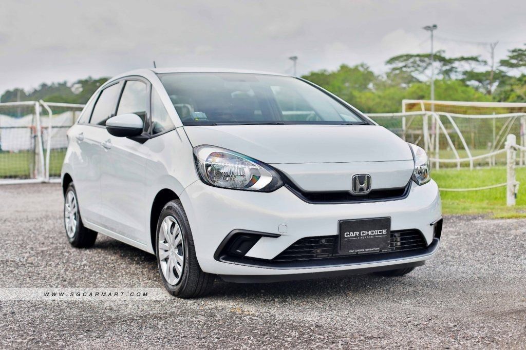 Honda Fit BASIC 1.3 CVT Auto, Cars, Used Cars on Carousell