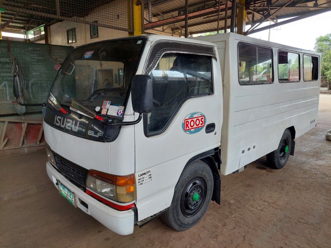Isuzu ELF FB Manual on Carousell