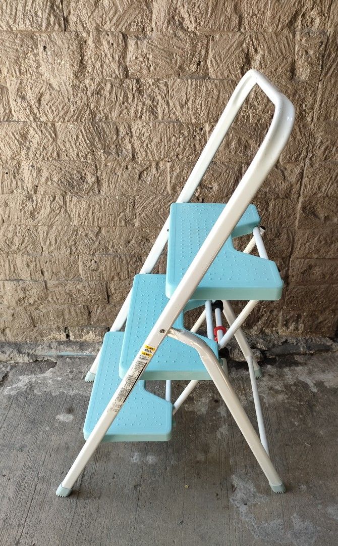 Japan 3 tier step ladder, Community on Carousell