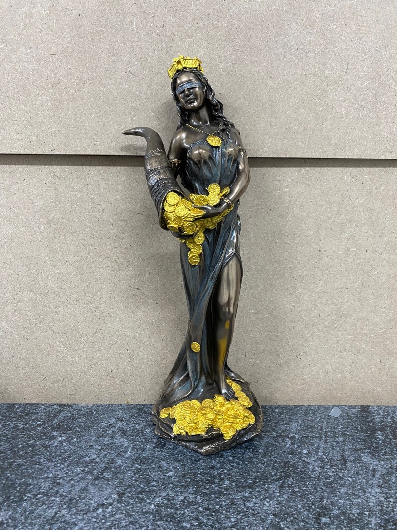 Lady Fortuna from Suntec City, Hobbies & Toys, Memorabilia ...