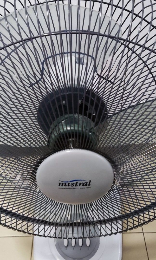 Mistral 16" big table fan, Furniture & Home Living, Lighting & Fans ...