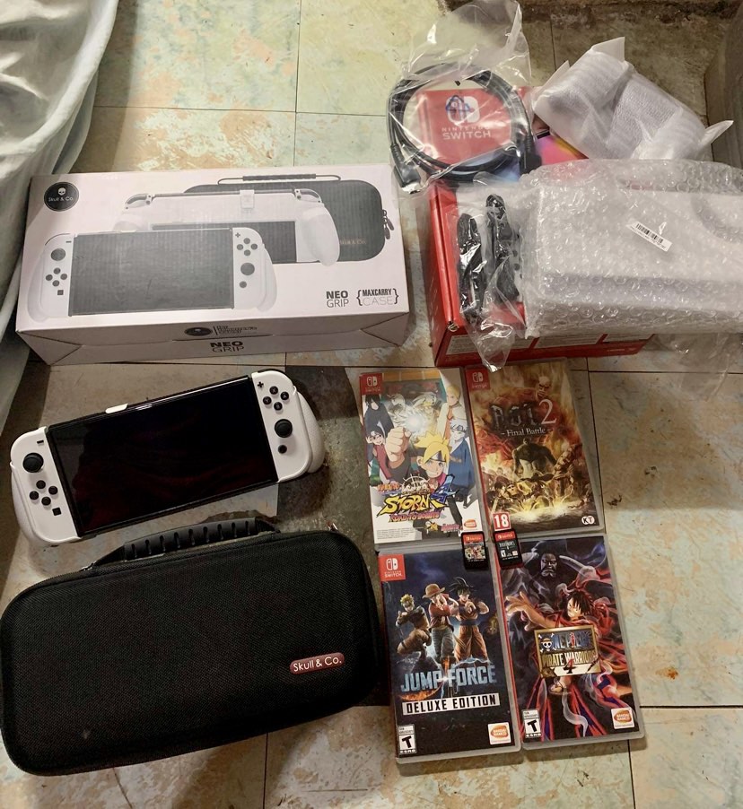 Nintendo switch oled, Video Gaming, Video Games, Nintendo on Carousell