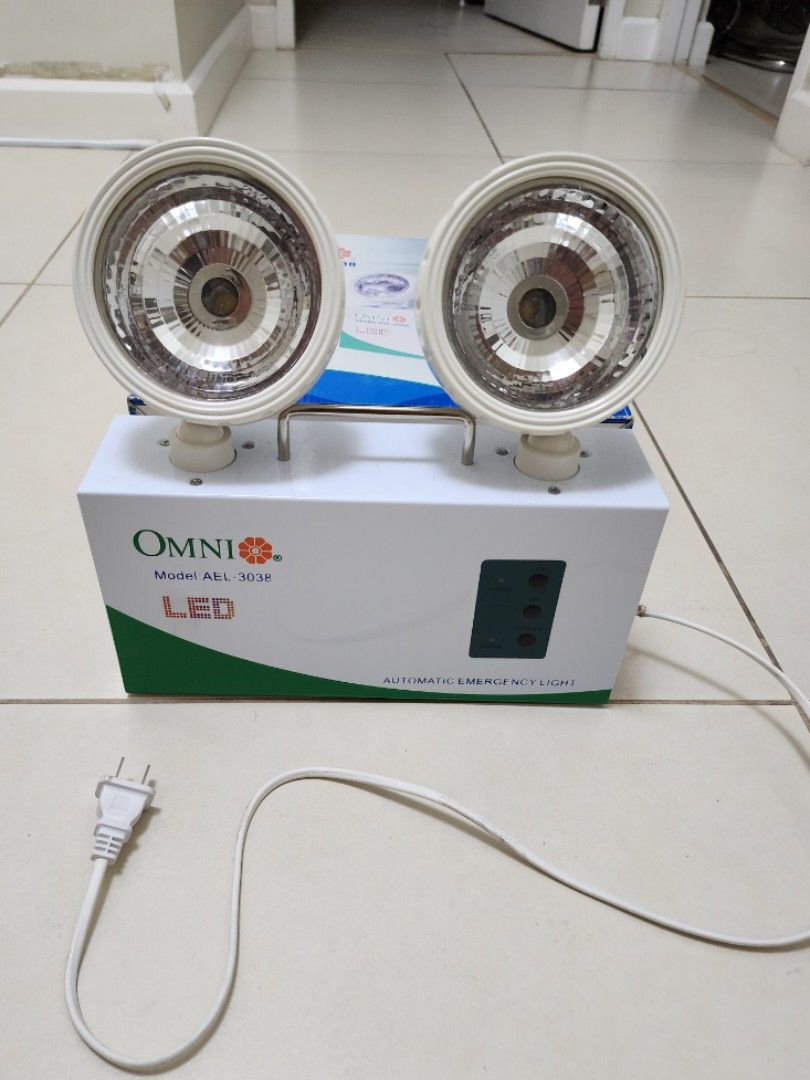 OMNI LED Automatic Emergency Light (2 watts), Furniture & Home Living ...