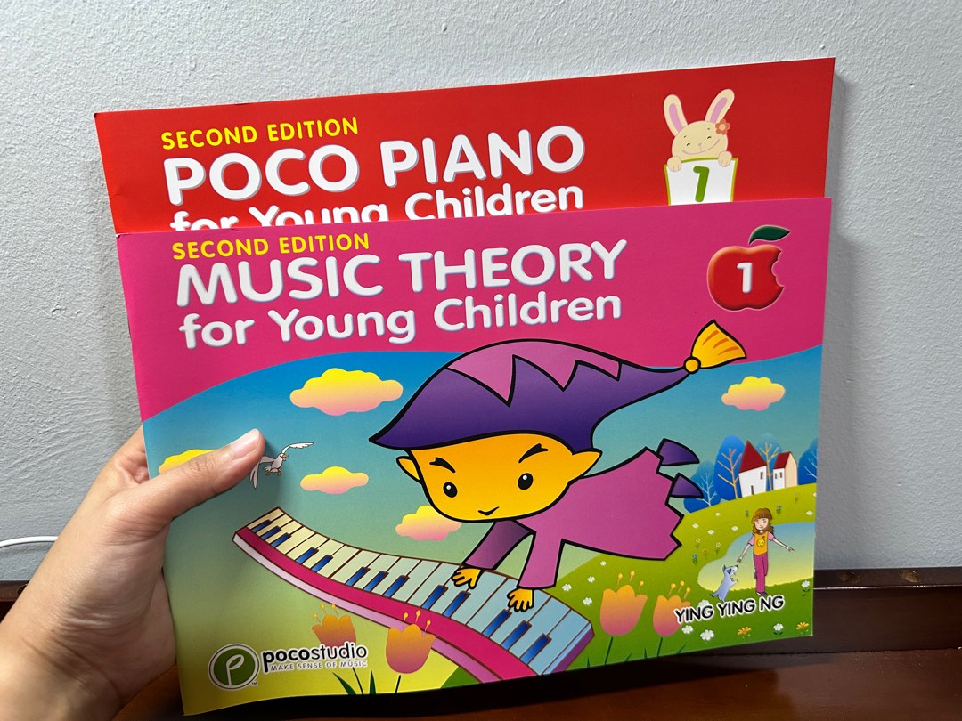 POCO Piano Lesson Book + Theory Level 1, Hobbies & Toys, Music & Media ...