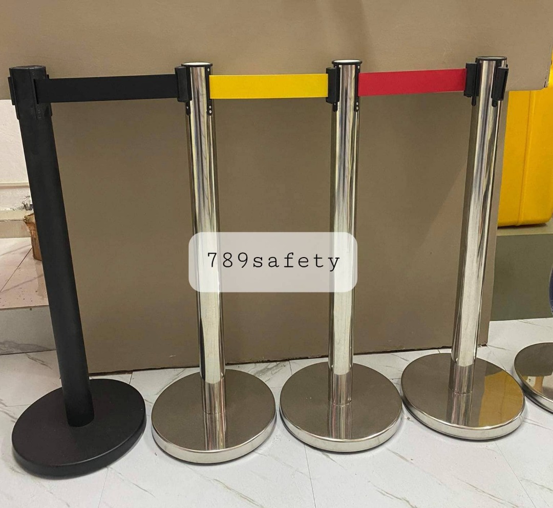 Retractable Stanchion Post / Crowd Control Barrier, Commercial ...