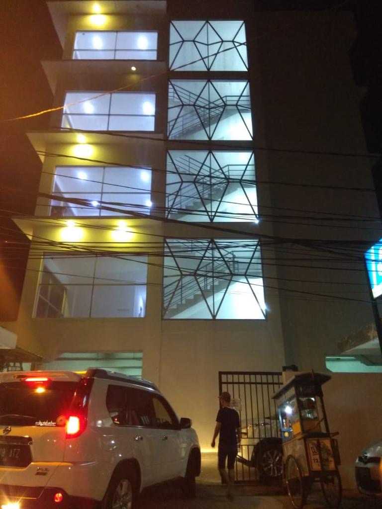 Rumah Kost di Mangga Besar, Properti, Dijual di Carousell
