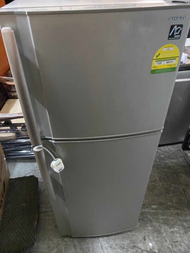 Sharp 203l 2 door fridge / refrigerator, TV & Home Appliances, Kitchen ...