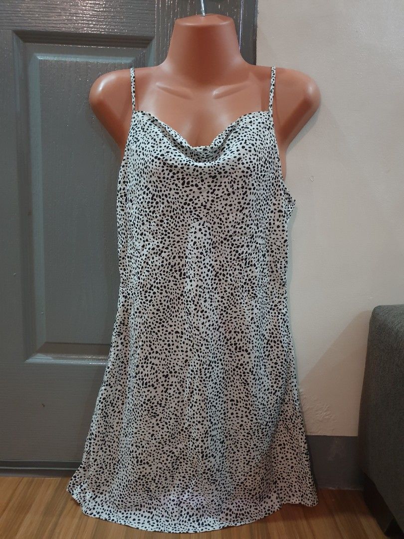 Sleeve less Dress on Carousell