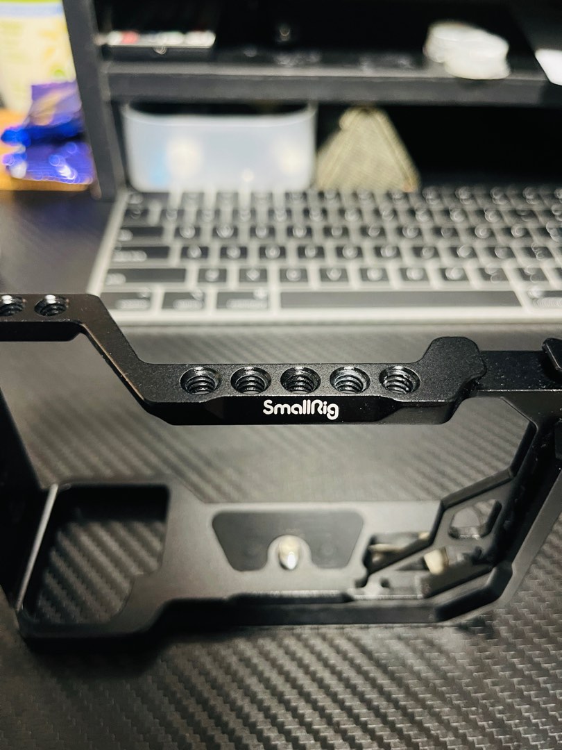 Sony A7C full cage(Small Rig), Photography, Cameras on Carousell