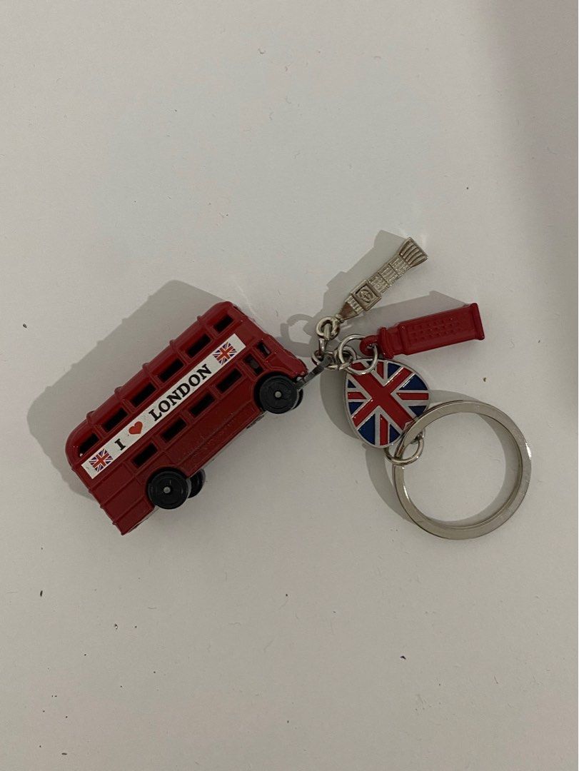 Souvenir I love London Keychain, Desain & Kerajinan Tangan, Barang ...