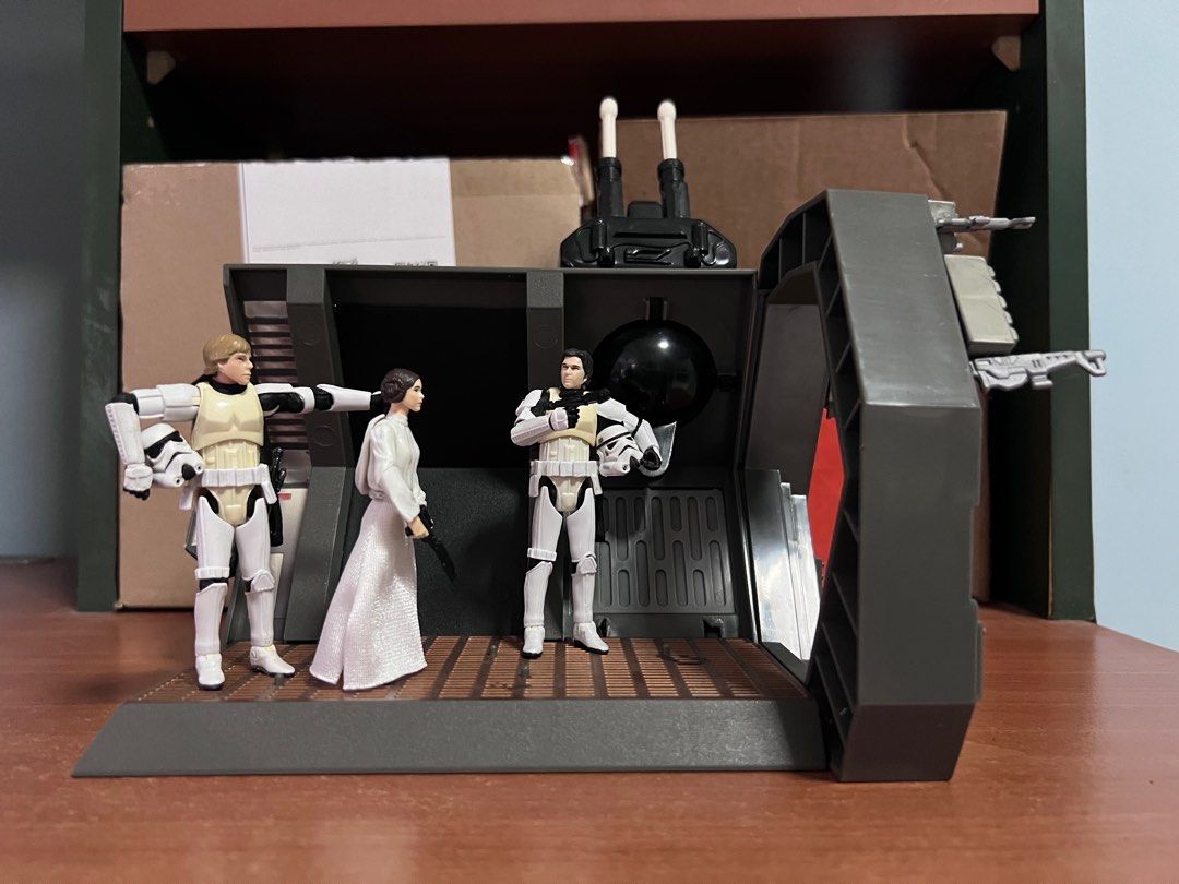 Star Wars 3.75 inch : Detention Block, Han Solo Stormtrooper, Luke ...