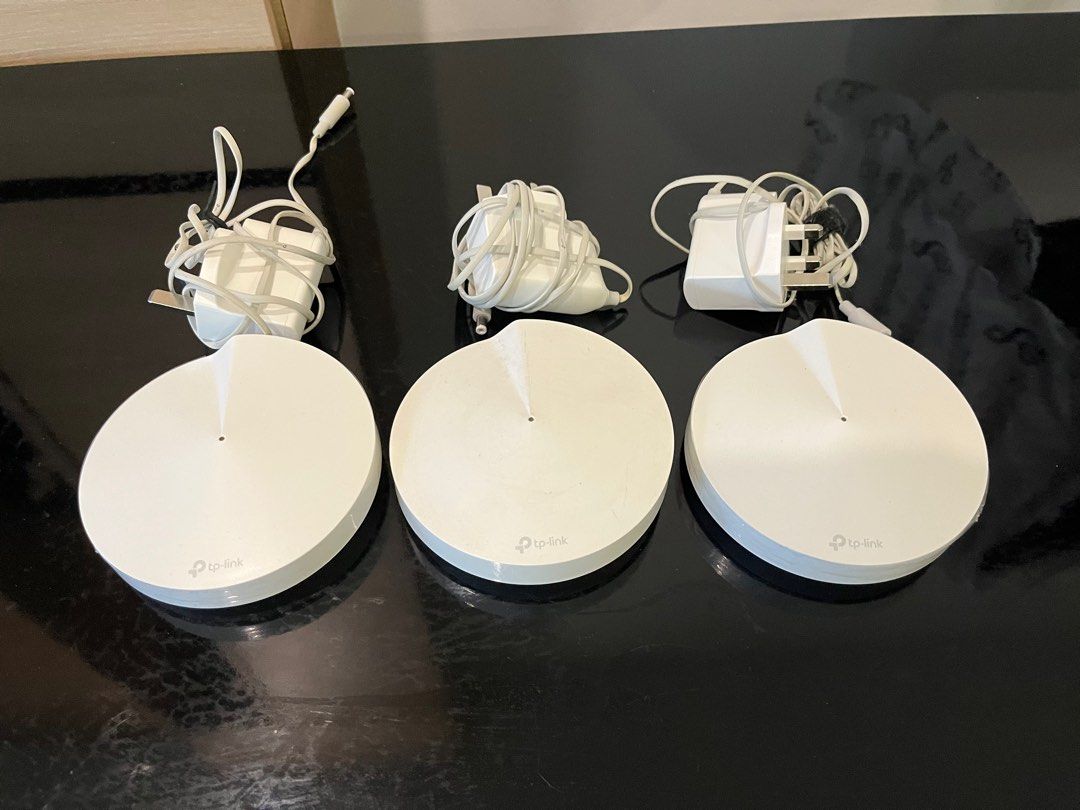 StarHub Wifi Routers- 3 units white colour, TV & Home Appliances ...