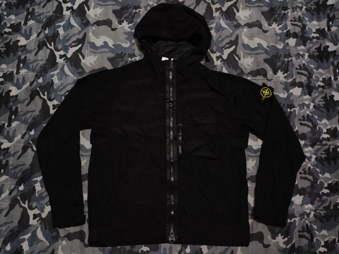 Stone island, windbreaker, Men's Fashion, Coats, Jackets and Outerwear ...