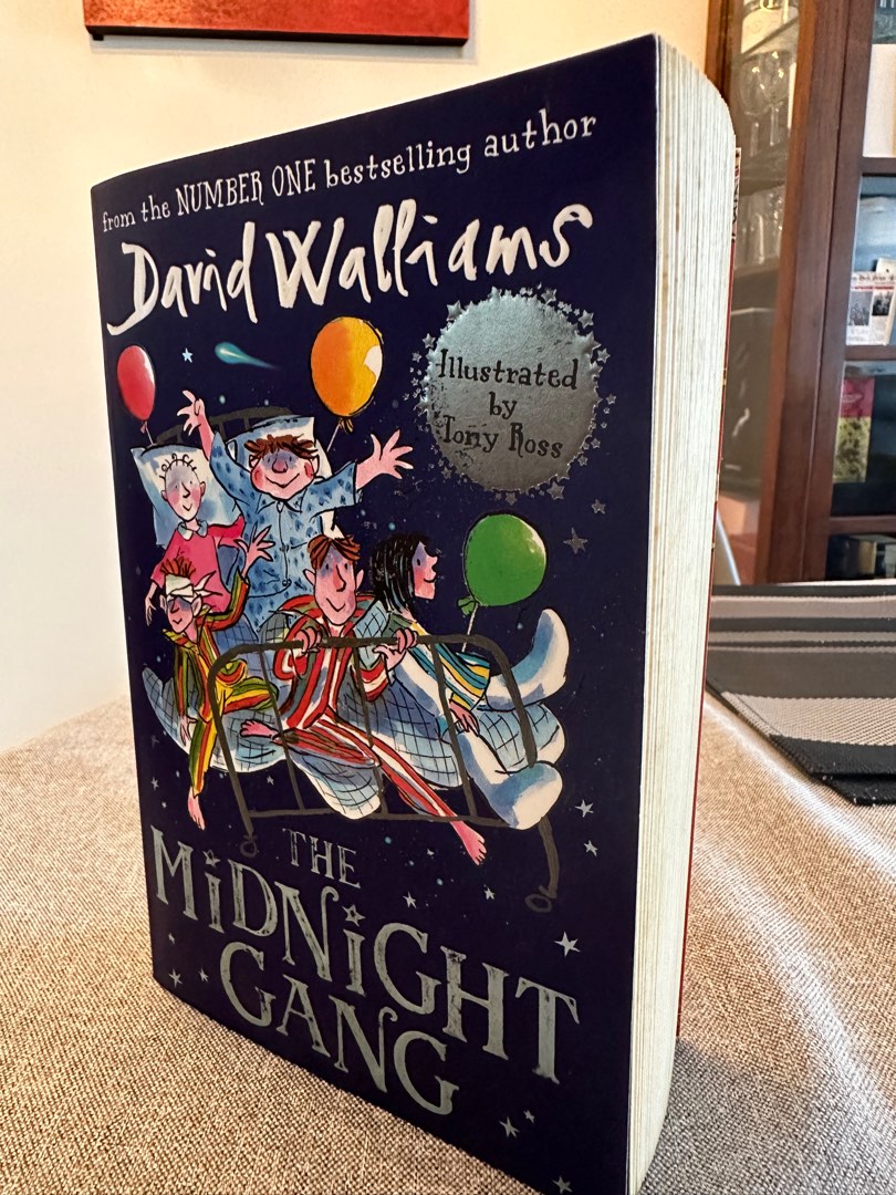 The Midnight Gang - David Walliams, Hobbies & Toys, Books & Magazines ...