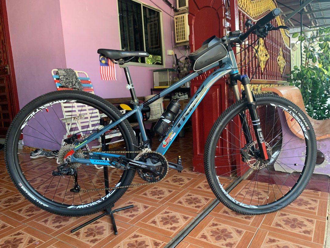 TRINX M1000, Sports Equipment, Bicycles & Parts, Bicycles on Carousell