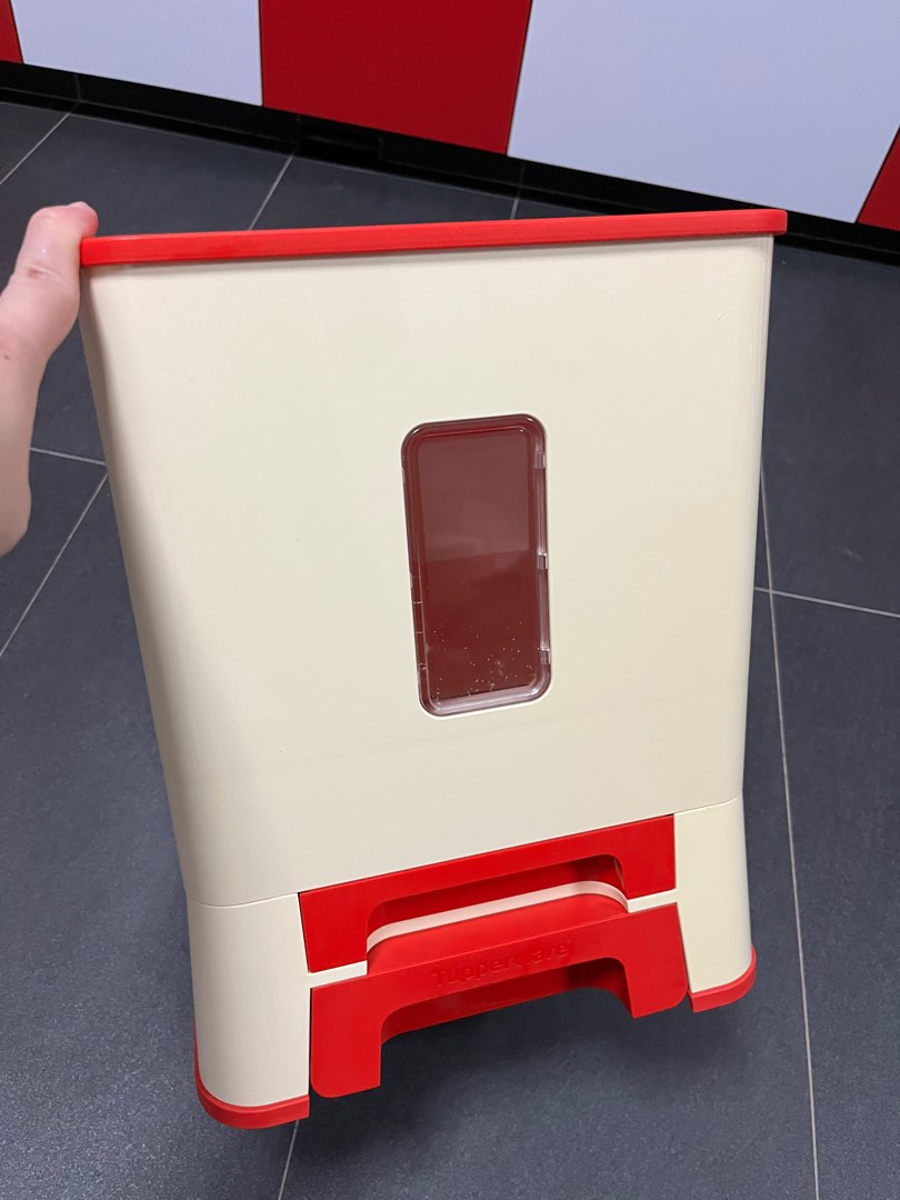 Tupperware Rice Keeper, Furniture & Home Living, Kitchenware ...