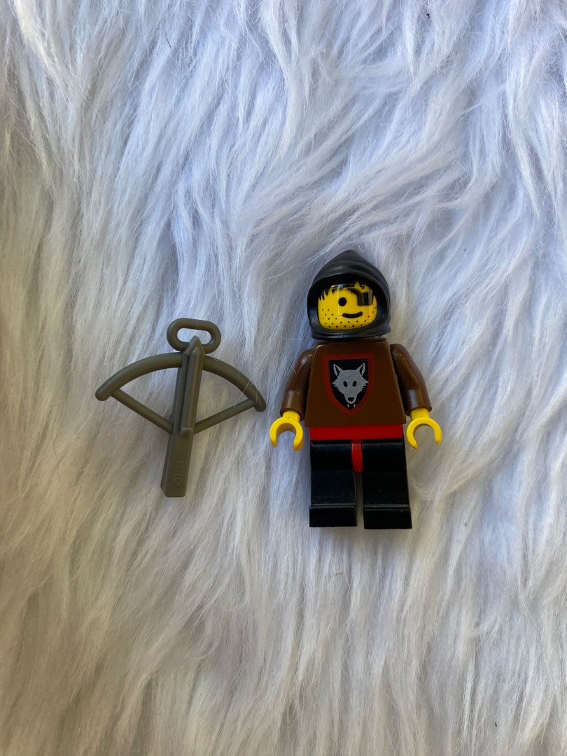 Vintage Lego Figure CAS255: Wolfpack - Eye Patch, Brown Arms and Black ...