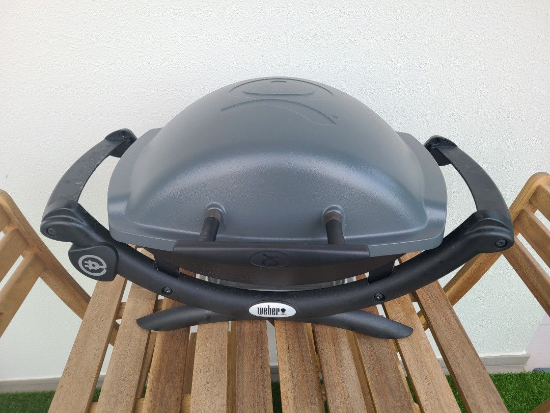 Weber electric grill, TV & Home Appliances, Kitchen Appliances, BBQ ...