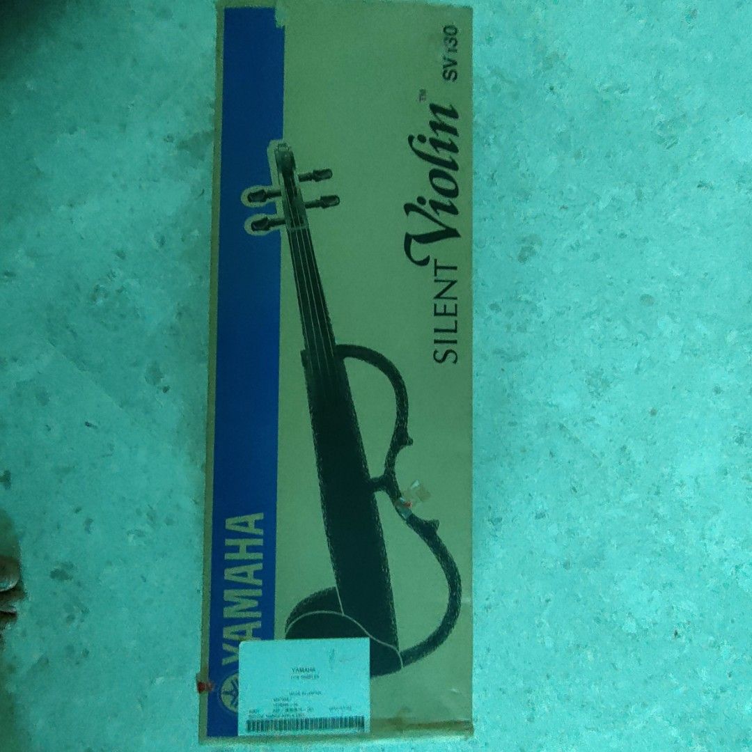 Yamaha SV 130, Hobbies & Toys, Music & Media, Musical Instruments on Carousell