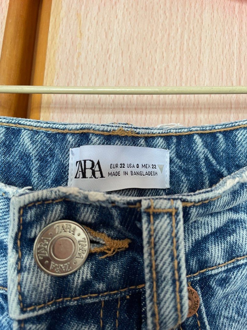 ZARA Denim Ripped Jeans, Women's Fashion, Bottoms, Jeans & Leggings on ...