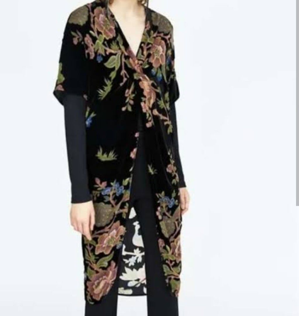 Zara velvet outer dress, Fesyen Wanita, Pakaian Wanita, Gaun & Rok di ...