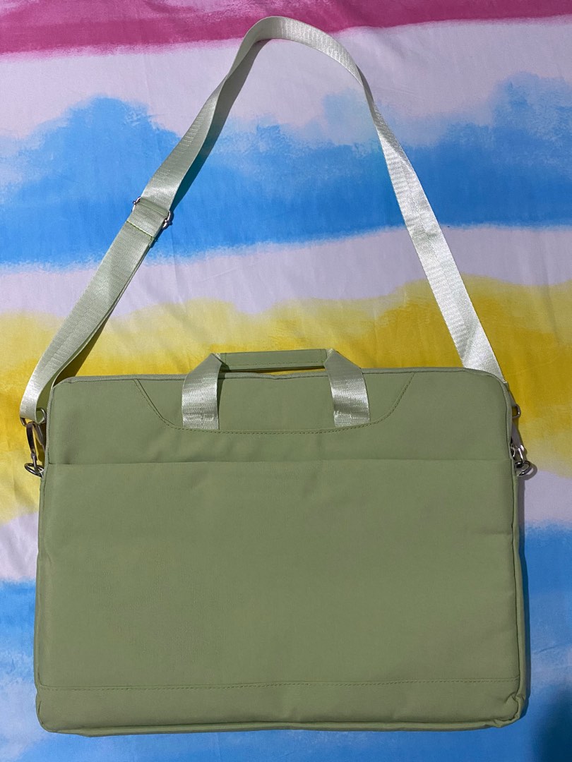 15 6 Inches Green Laptop Bag Computers Tech Parts Accessories 15-6-inches-green-laptop-bag-computers-tech-parts-accessories