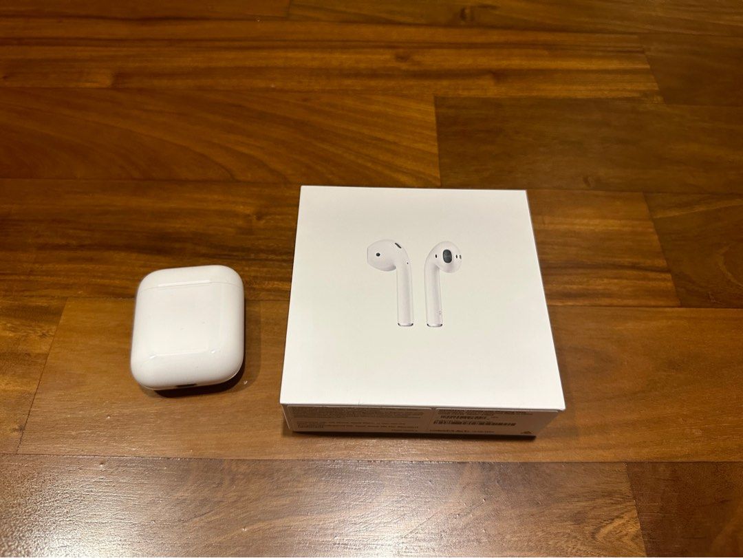 Airpods 1st Gen, Audio, Earphones on Carousell