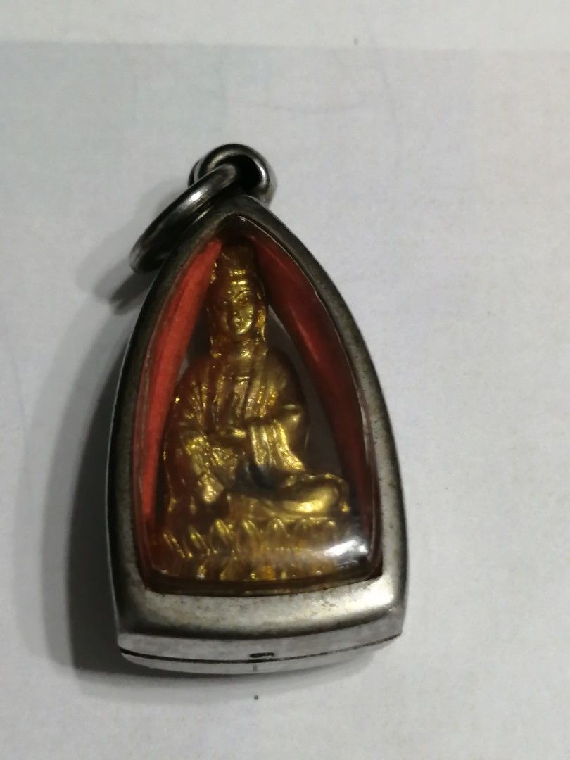 Amulet Necklace BN - Thai Amulet - Lp Thuad - Guan Yin Loop Lor, Hobbies & Toys, Memorabilia ...