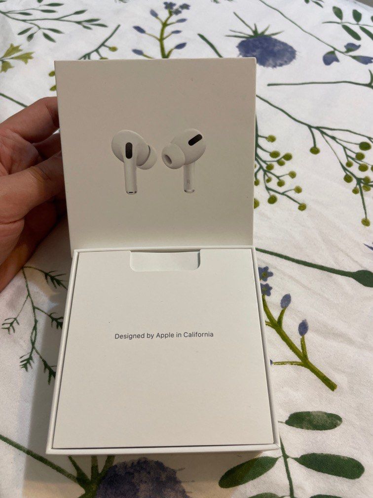 Apple AirPods Pro box, Audio, Earphones on Carousell