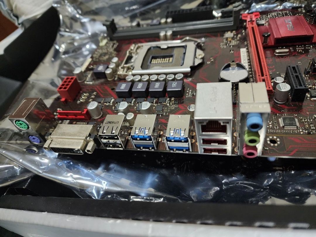 Asus B365M V3 LGA 115X Socket, Computers & Tech, Parts & Accessories ...