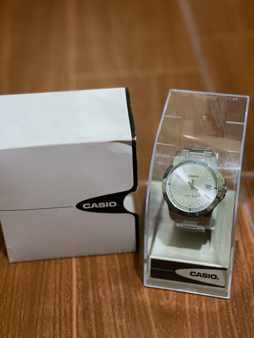 Casio Analog Watch Mtp V004d 7b2 Mens Fashion Watches And Accessories Watches On Carousell