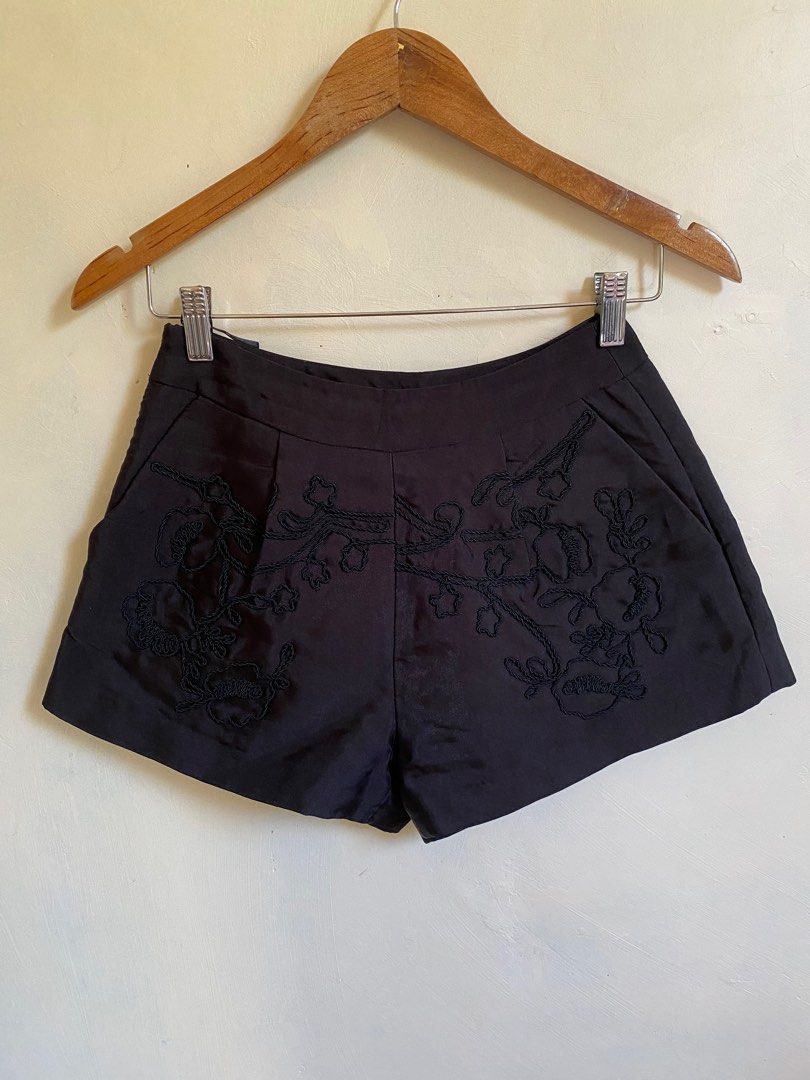 CC and DD Korean Shorts Black, Women's Fashion, Bottoms, Shorts on ...