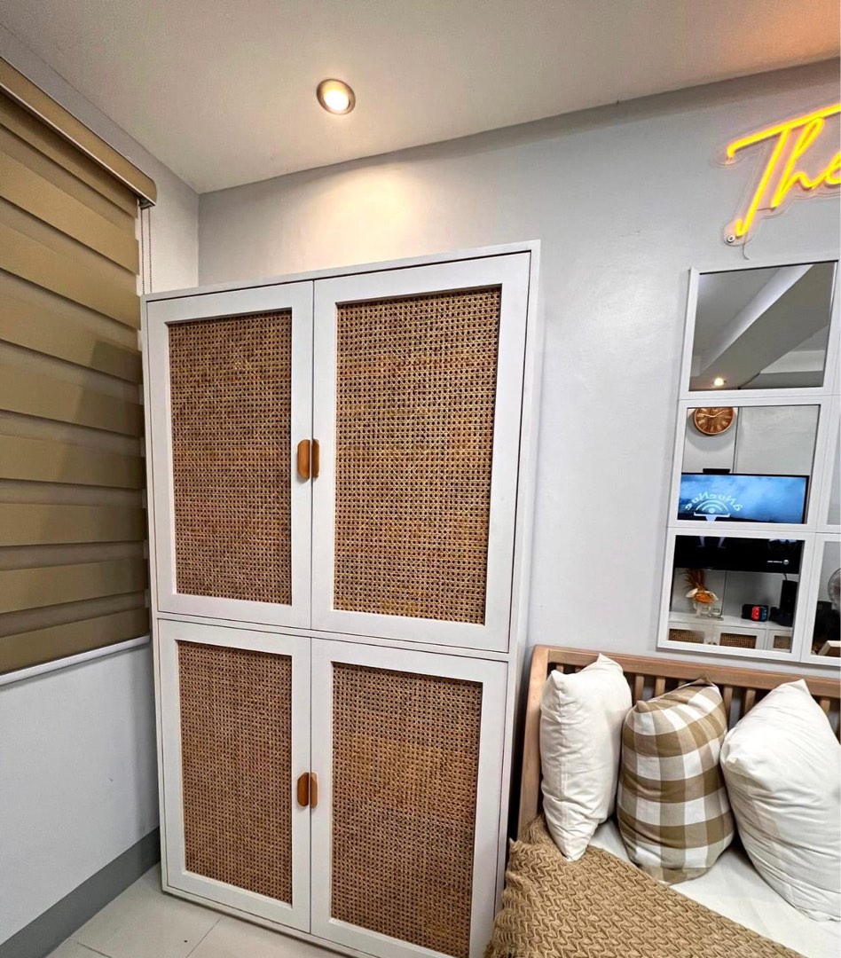 Customised design Solihiya shoe Cab on Carousell